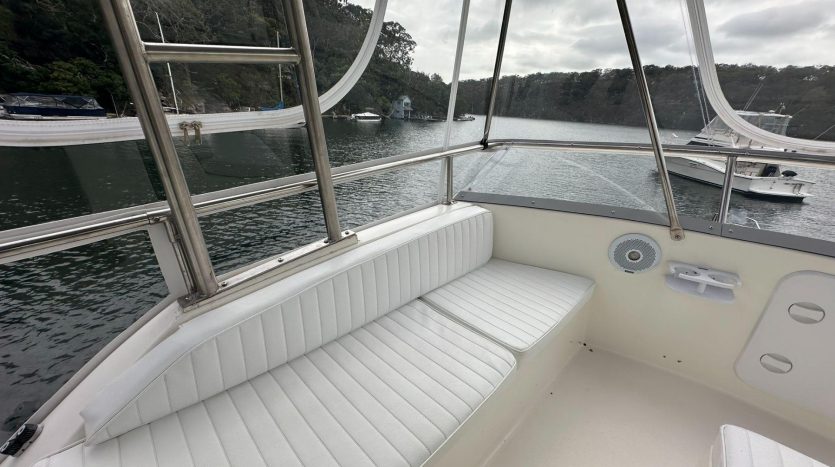 Bertram 35 Flybridge | BBM Yacht Sales