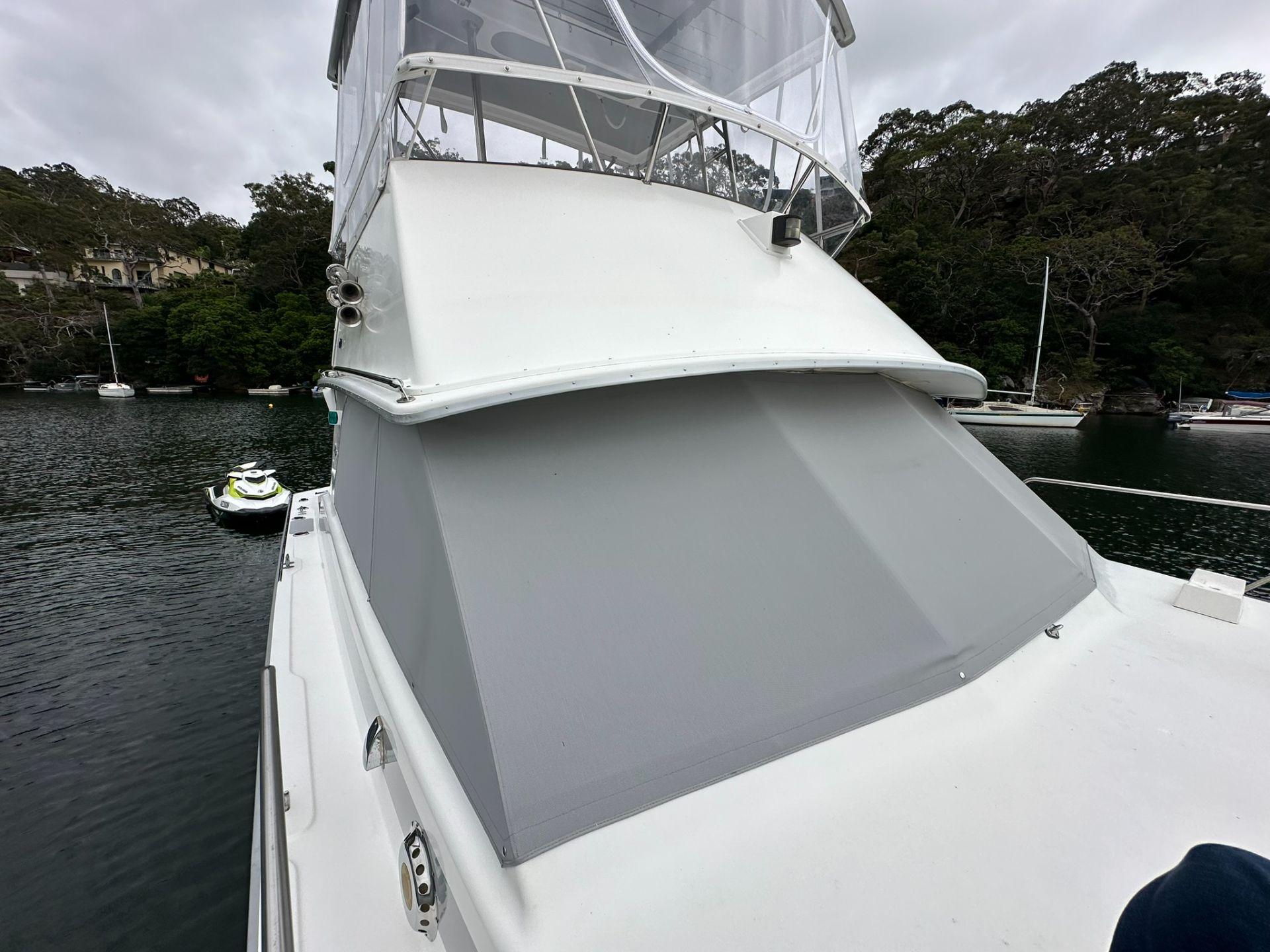 Bertram 35 Flybridge | BBM Yacht Sales