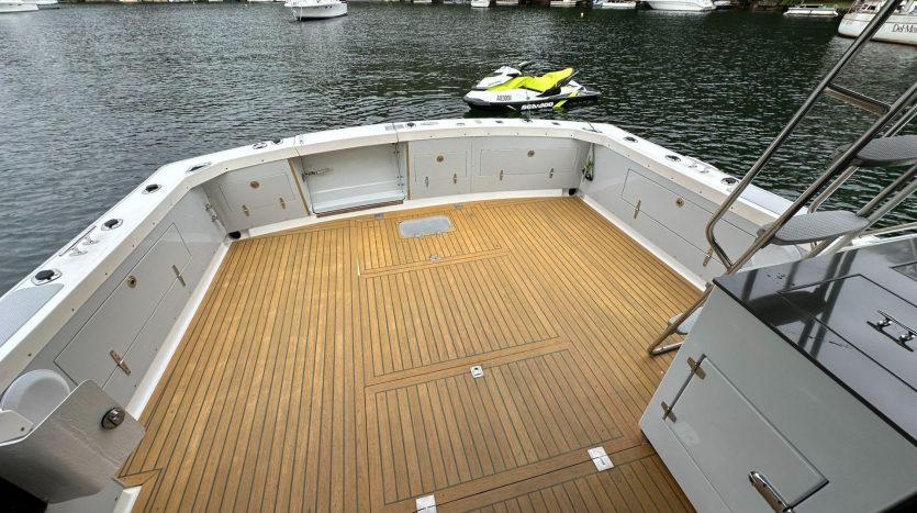 Bertram 35 Flybridge | BBM Yacht Sales